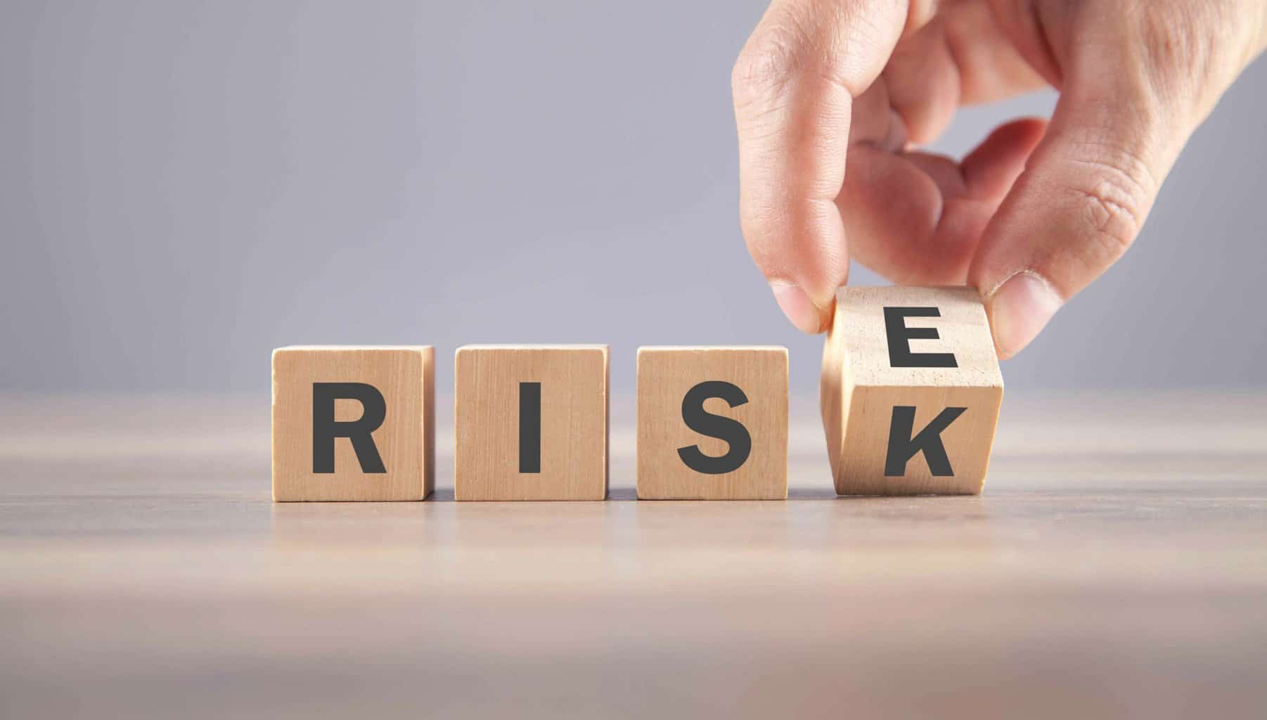 Structured Notes Linked to Underlying Assets: How Risk Affects Them